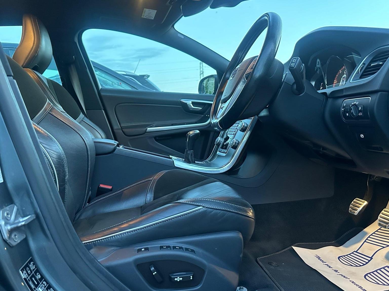 Used VOLVO V60 2016 Grey for sale - £8370 in Peterborough ...